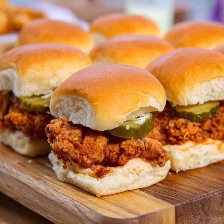 Delicious Crispy Fried Chicken Sliders